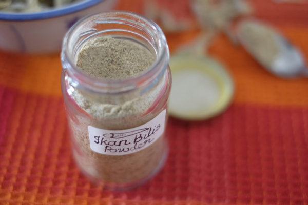 Ikan Bilis Powder - DIY Savoury Seasoning - New Malaysian Kitchen