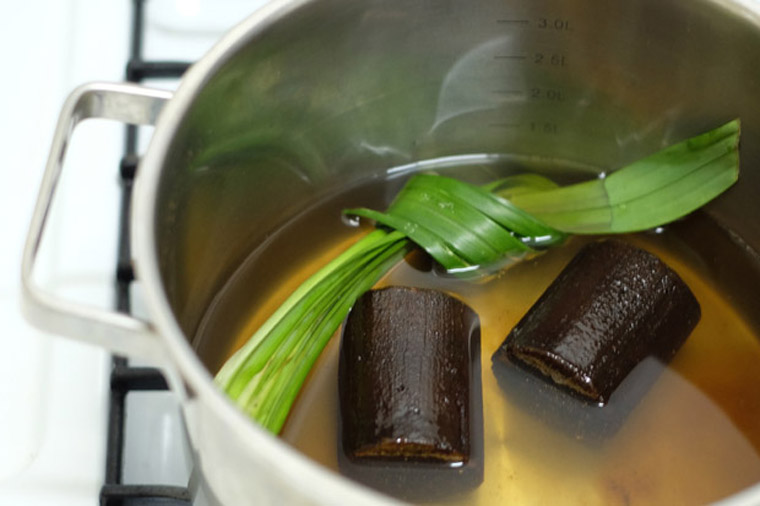 Palm Sugar (Gula Melaka) - New Malaysian Kitchen