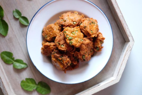 Easy Thai Fish Cakes - 5 Ingredients - New Malaysian Kitchen