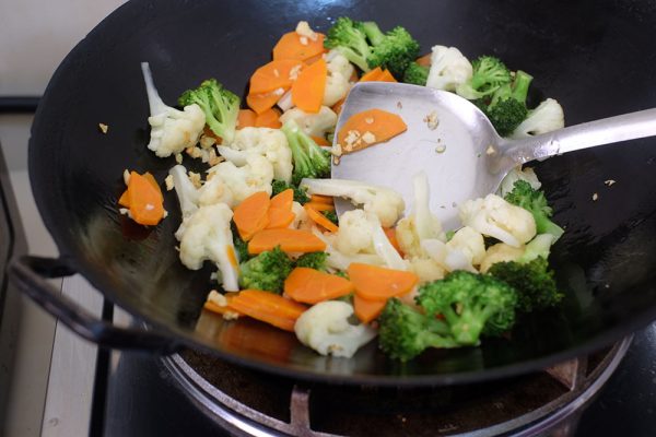 Stir-fry Mixed Vegetables - 5 Ingredients - New Malaysian Kitchen